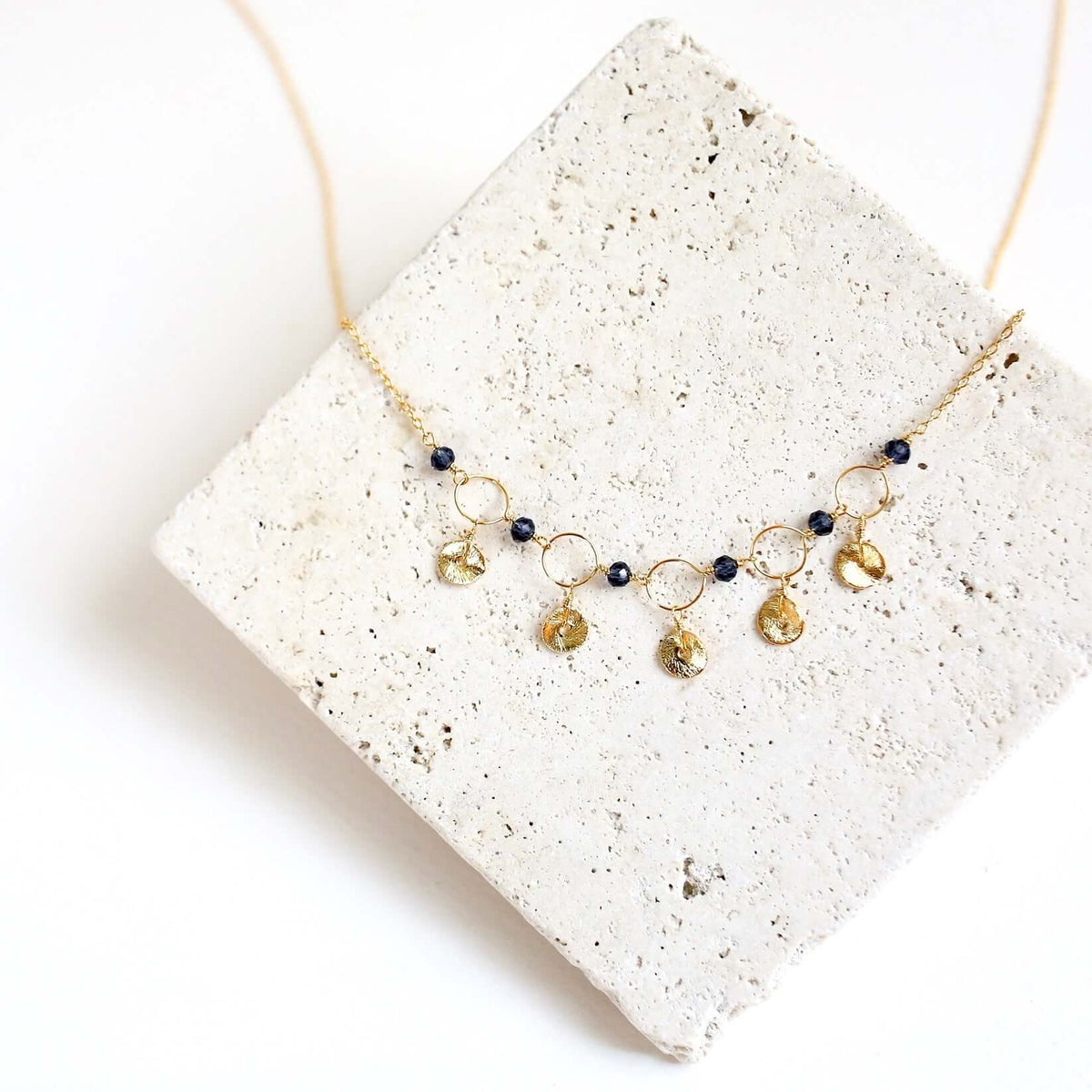 Black Spinel Mini Chain Loop Necklace – Breezyswimwear